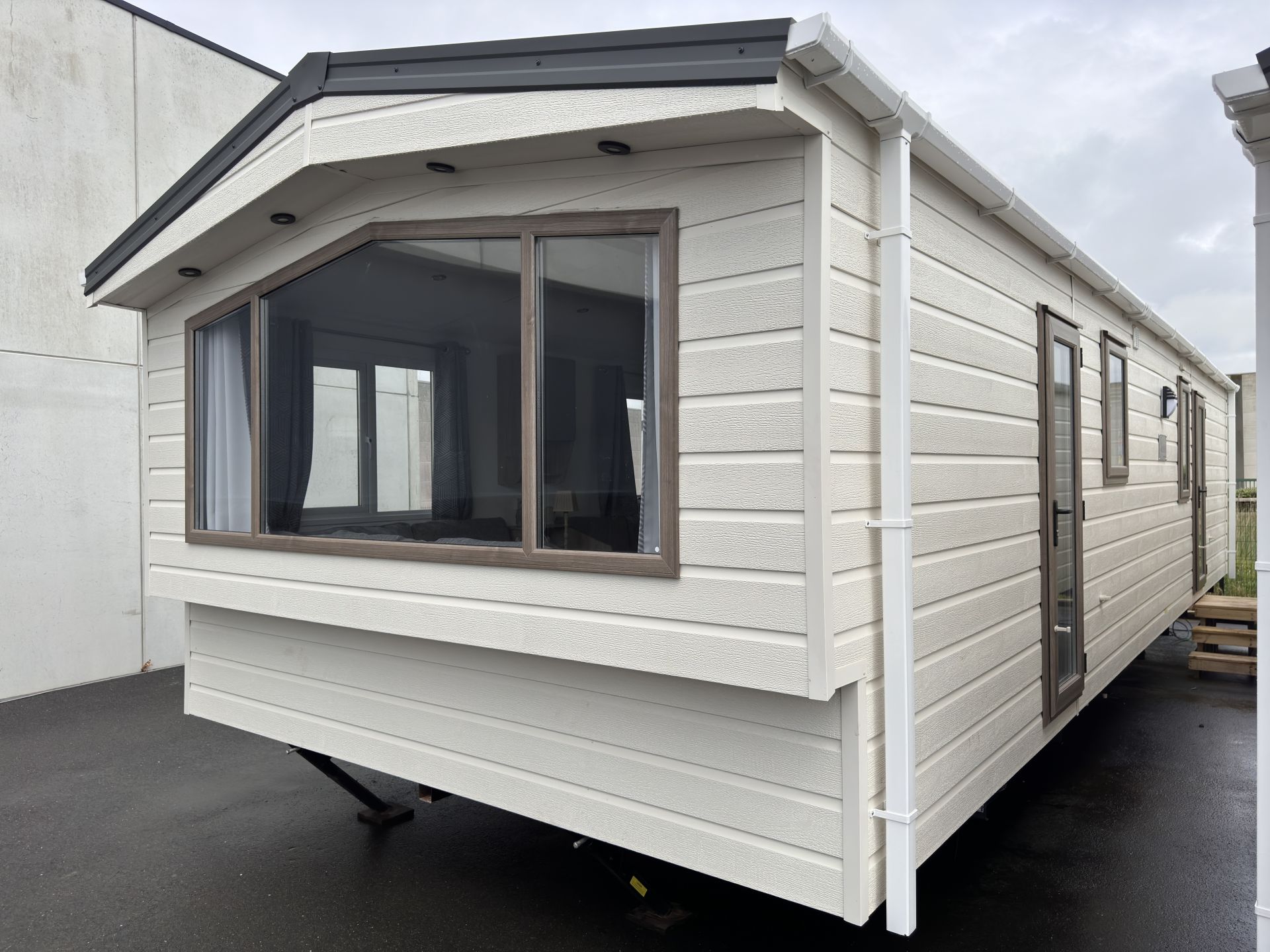 STOCK "Relax" 1100X385/2 - Stock - Caravans Desmet – Stacaravans te ...